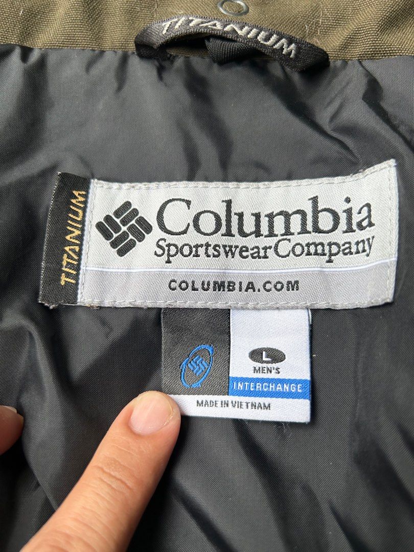 Columbia omni tech titanium jacket, Men's Fashion, Coats, Jackets and ...