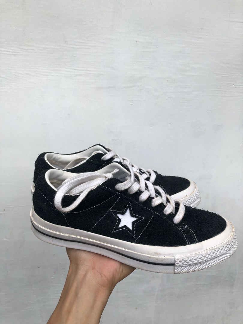 Converse one star, Men's Fashion, Footwear, Sneakers on Carousell