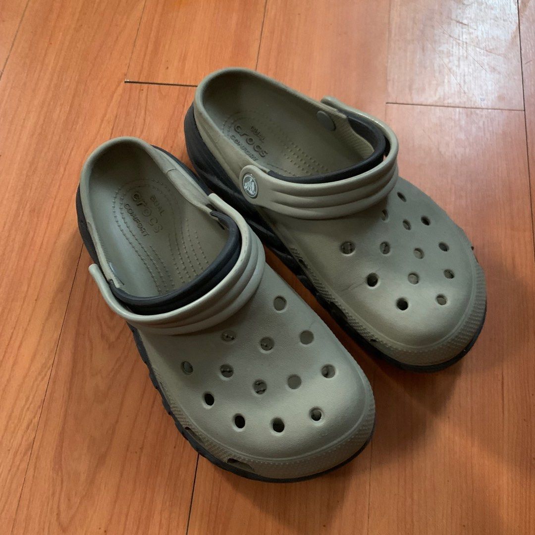 Crocs Unisex Duet Max Clogs, Women's Fashion, Footwear, Slippers and ...