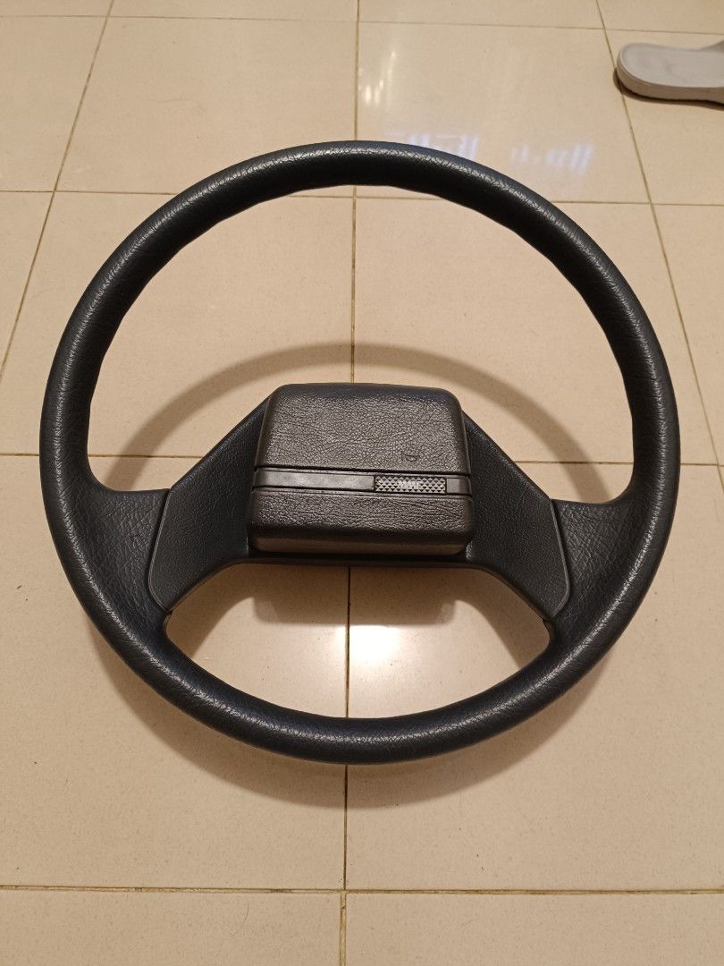 全新Delica MMC Pajero MK1 一代 steering wheel 方向盤 呔盤, 汽車配件, 其他 - Carousell