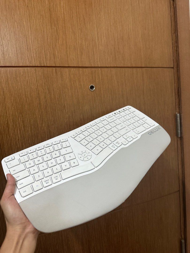 Deluxe wireless and bluetooth ergonomic keyboard, Computers & Tech ...