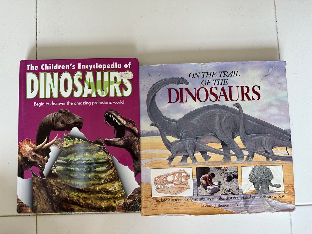 Dinosaur encyclopaedia and book, Hobbies & Toys, Books & Magazines ...