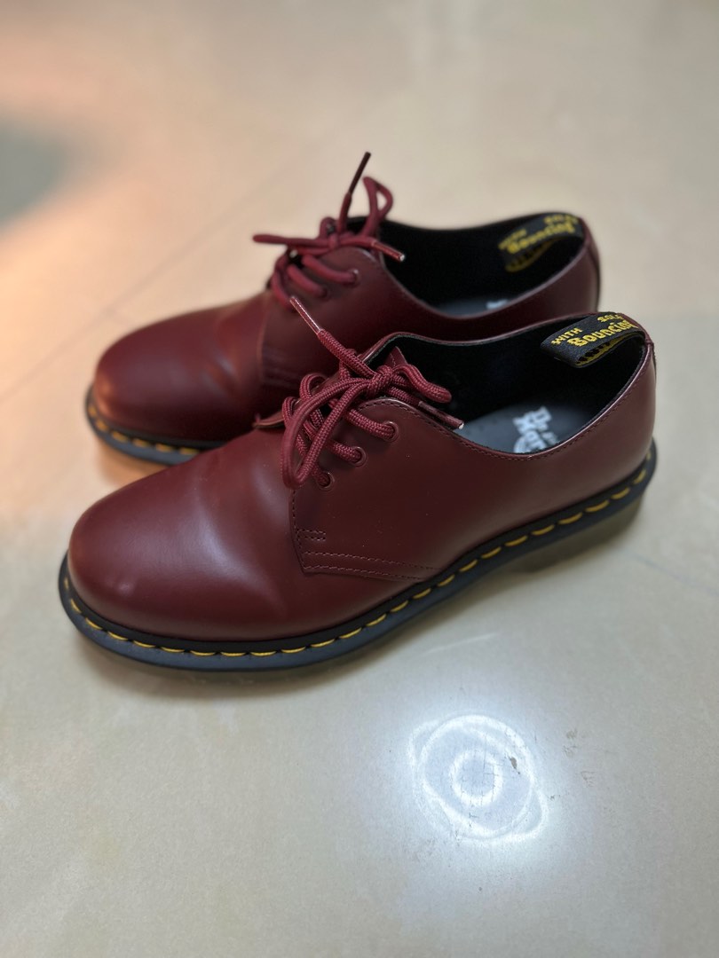 Dr Martens 1461 Red UK6 EU39, 女裝, 鞋, 波鞋 - Carousell