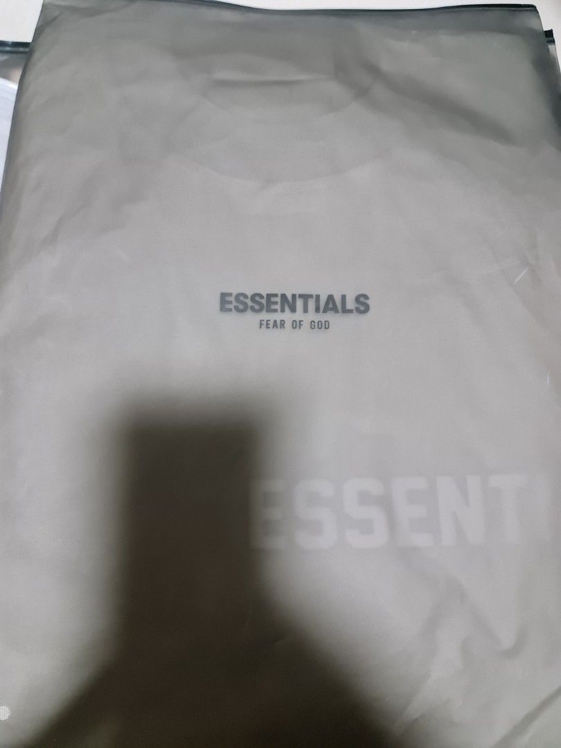 Fear of God Essentials Seal Size M, Men's Fashion, Tops & Sets, Tshirts ...