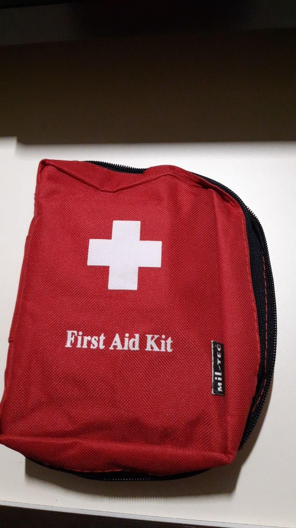 Field First Aid Kit, Hobbies & Toys, Memorabilia & Collectibles ...