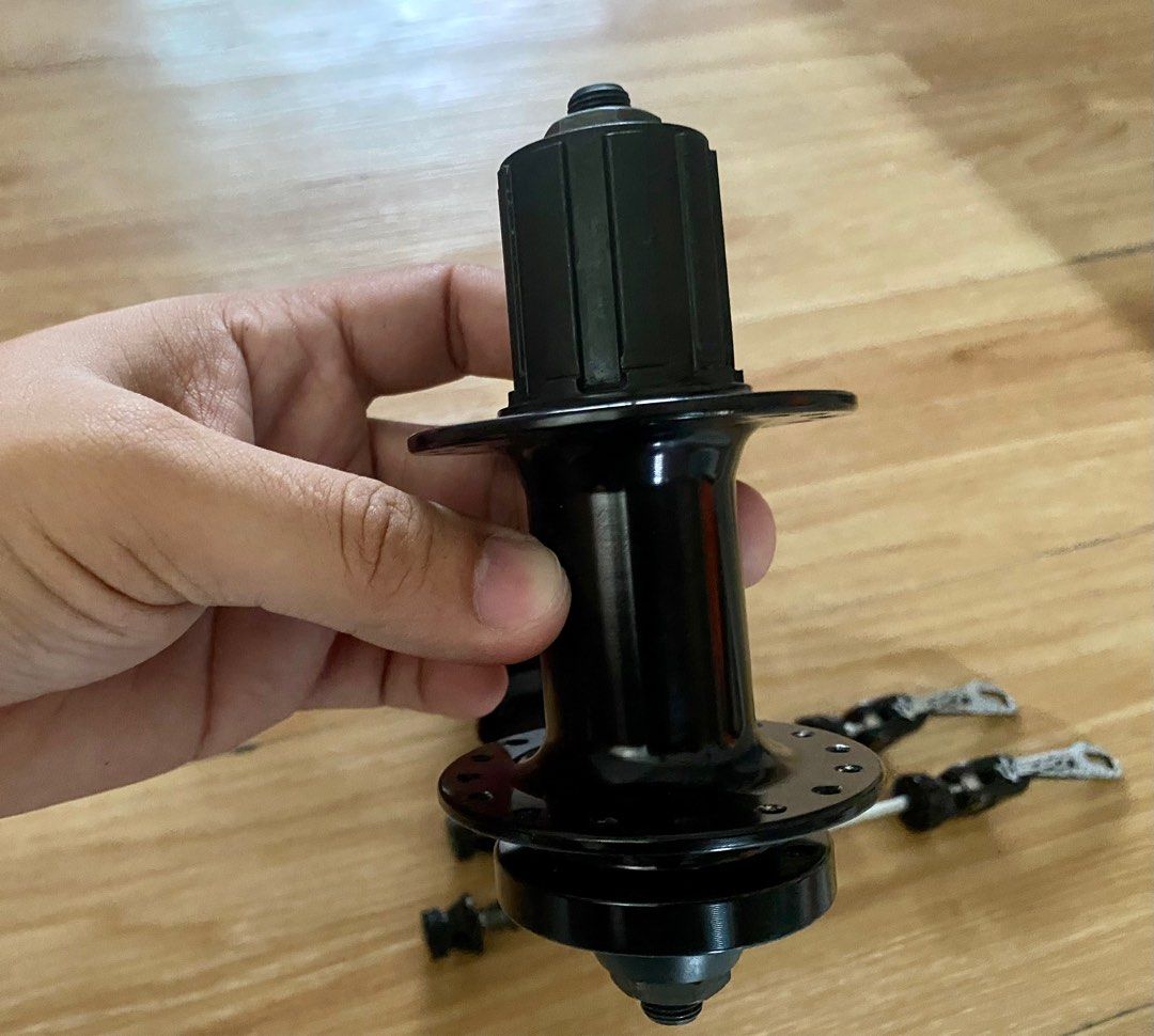 Formula DC hubs with Weapon skewer, Sports Equipment, Bicycles & Parts ...