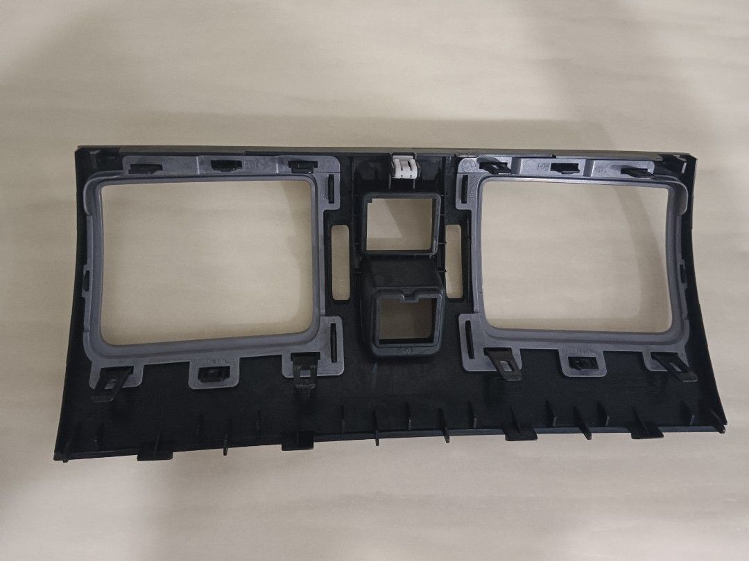 Frame for the aircon (front panel) Subaru Forester, Car Accessories ...