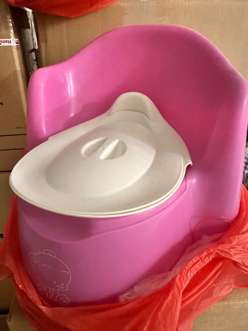 Free potty, Babies & Kids, Bathing & Changing, Baby Toiletries ...