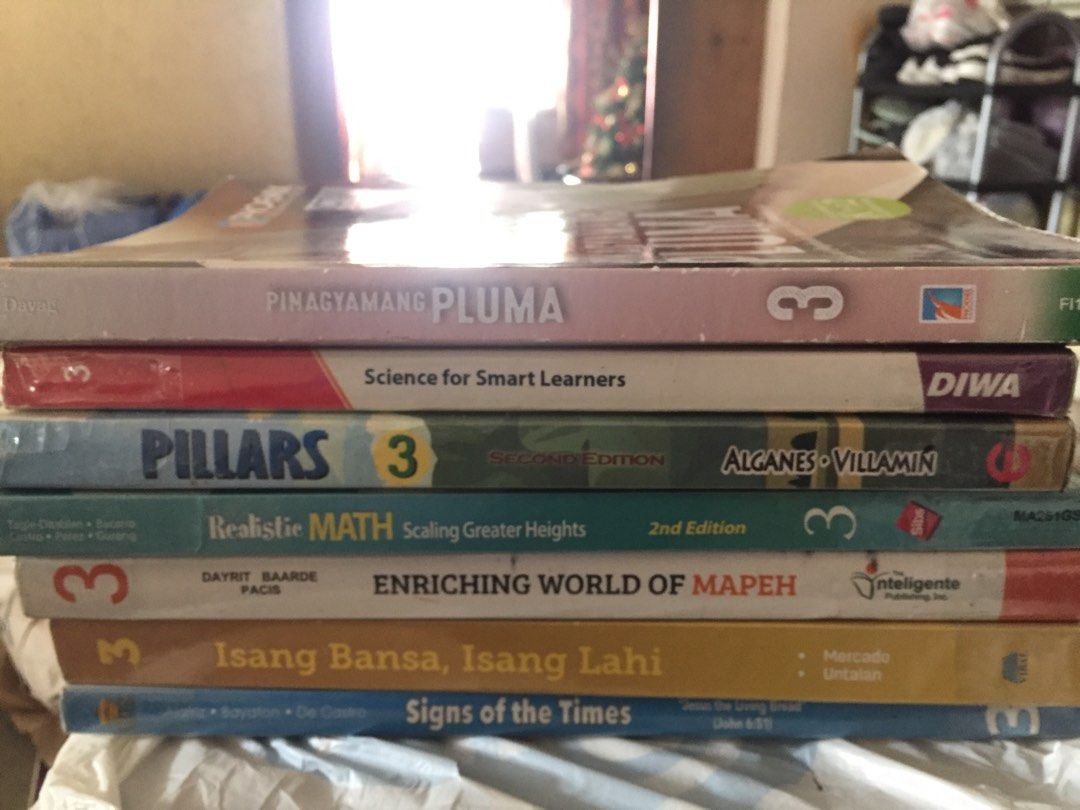 Grade 3 Preloved Books, Hobbies & Toys, Books & Magazines, Textbooks on Carousell