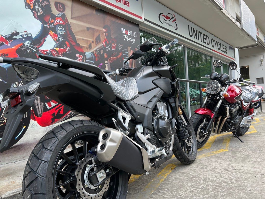 Honda CB400 SF & CB400 X (New), Motorcycles, Motorcycles for Sale, Class 2A on Carousell