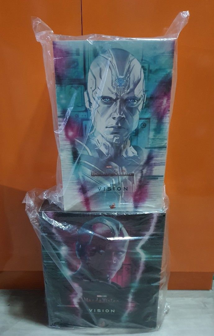 Hot Toys Vision Box ONLY, Hobbies & Toys, Toys & Games on Carousell