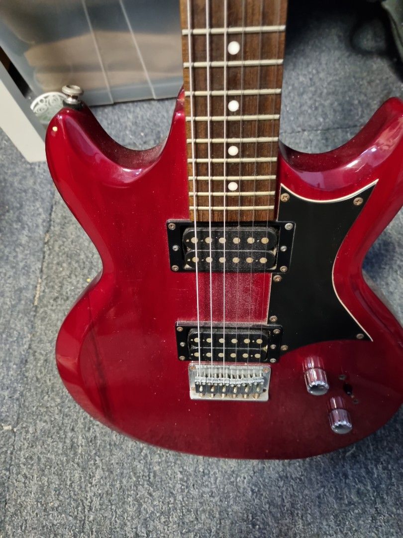 Ibanez GAX 30, Hobbies & Toys, Music & Media, Musical Instruments on ...
