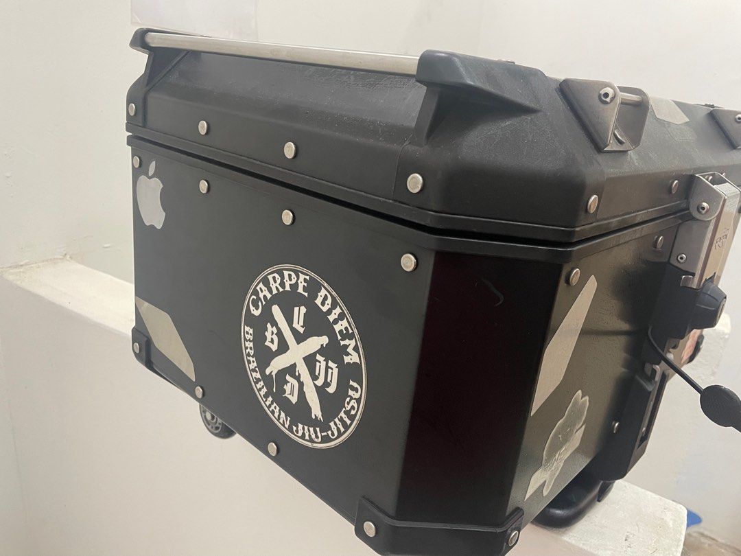 Kappa Box 58 lit, Motorcycles, Motorcycle Accessories on Carousell