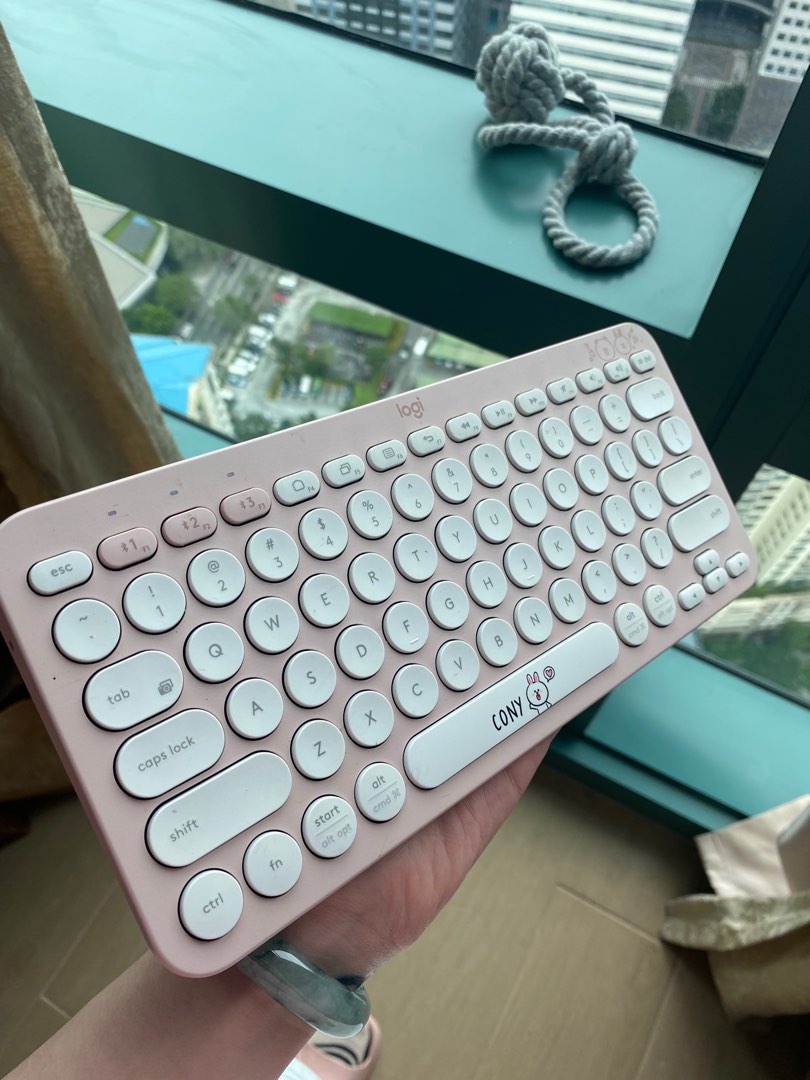 logi keyboard With friends, Computers & Tech, Parts & Accessories ...