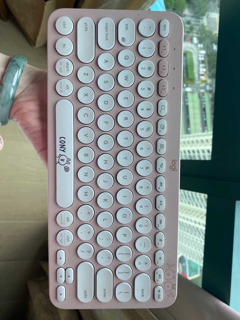 logi keyboard With friends, Computers & Tech, Parts & Accessories ...