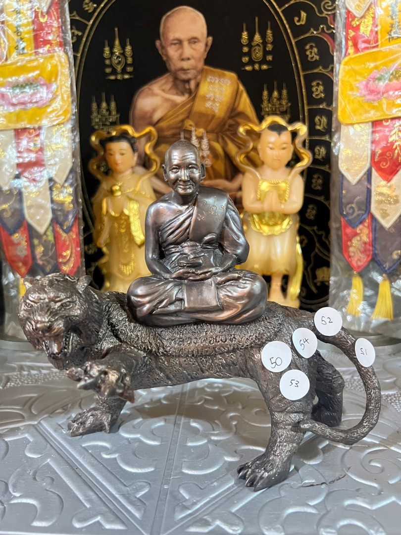 Lp Pern bucha buddha Buddhist Buddhism, Hobbies & Toys, Memorabilia ...