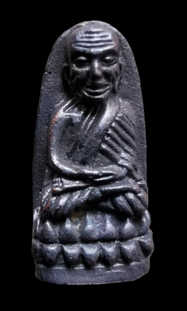 LP Thuad rian - Queen Birthday Batch Wat In, Hobbies & Toys, Religious ...