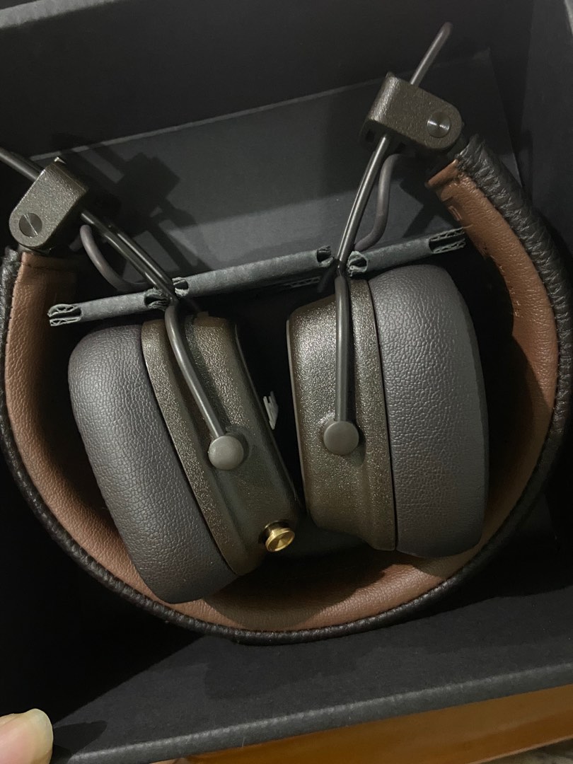 Marshall major 4, Audio, Headphones & Headsets on Carousell