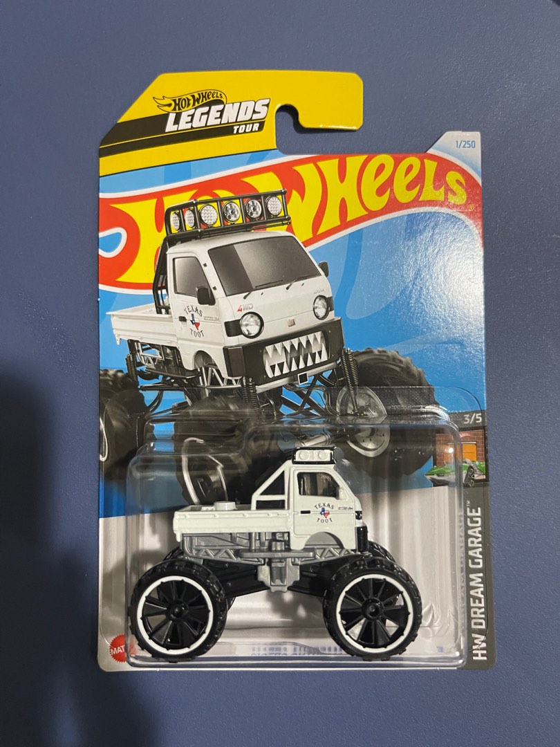 Mazda Autozam Hot Wheels, Hobbies & Toys, Toys & Games on Carousell