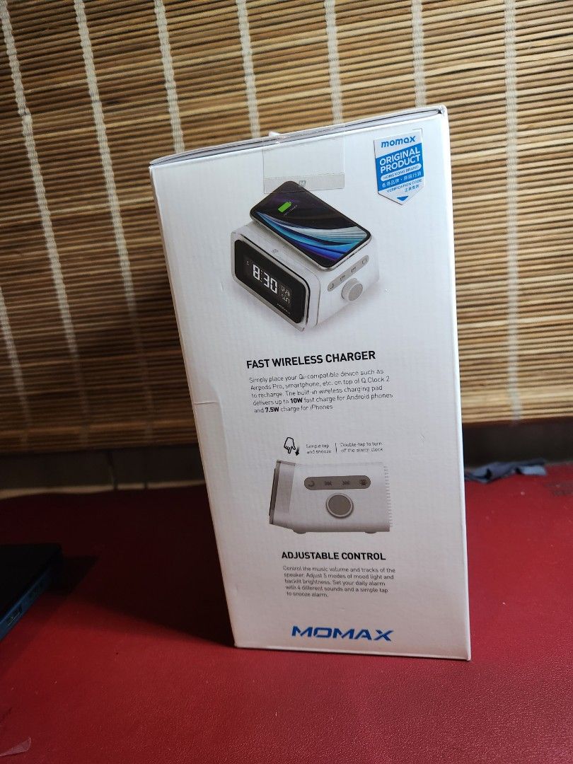 MOMAX Q.CLOCK2 digital clock with wireless charger, Furniture & Home ...