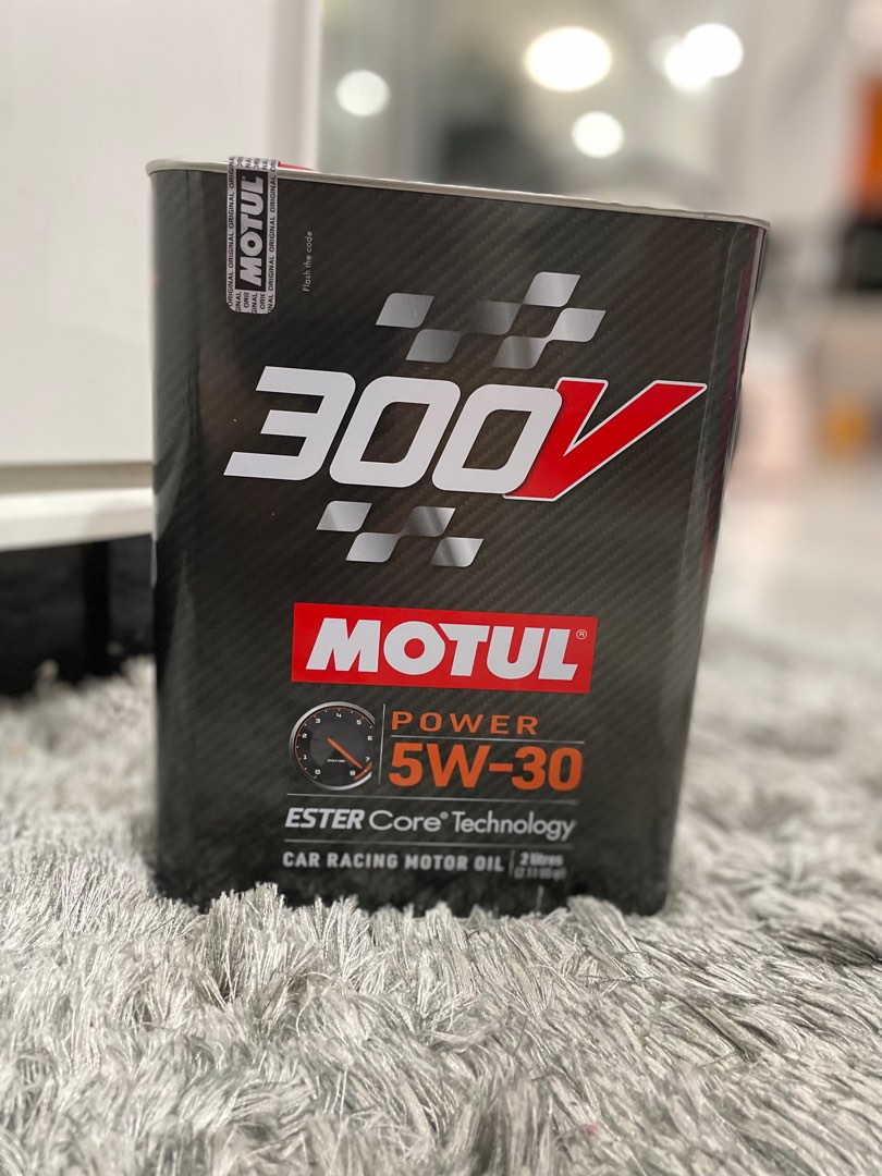 Motul 300V 5W-30, Car Accessories, Accessories on Carousell