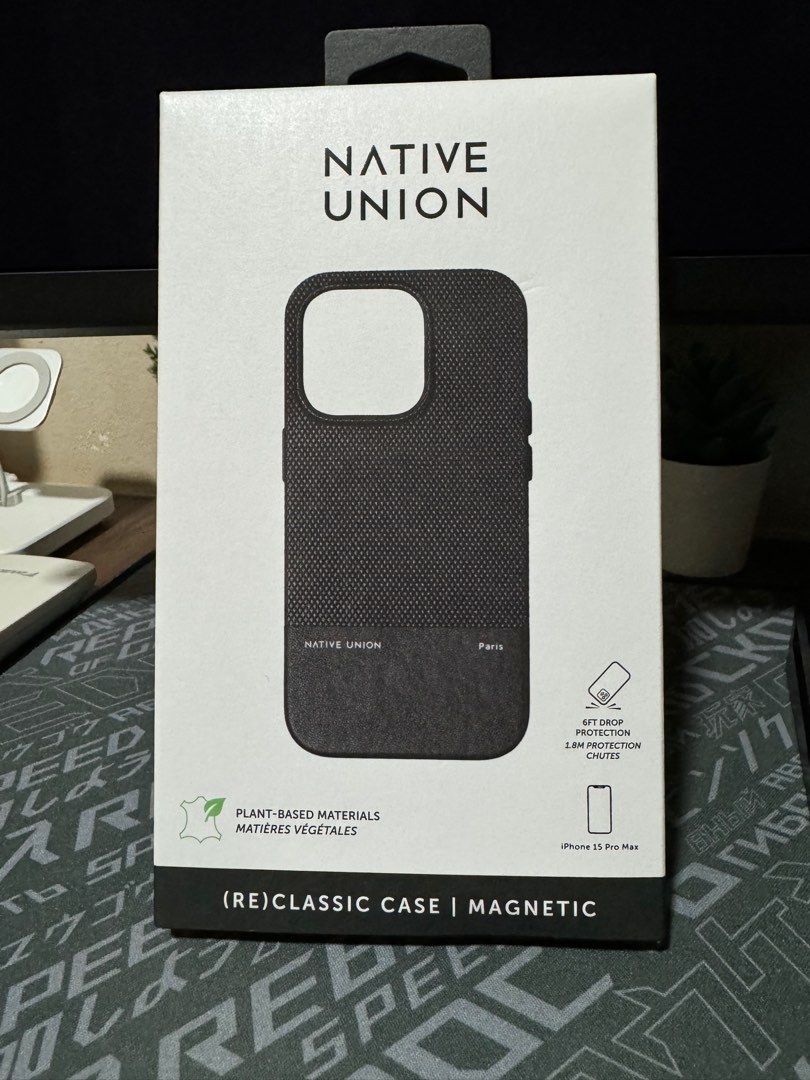 Native Union (Re)Classic iPhone 15 Pro Max Black Magsafe Case, Mobile ...