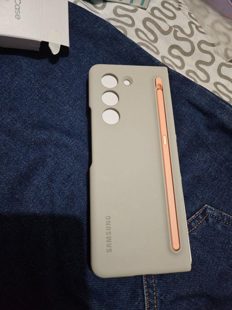 One samsung fold 5 original case in grey., Mobile Phones & Gadgets ...