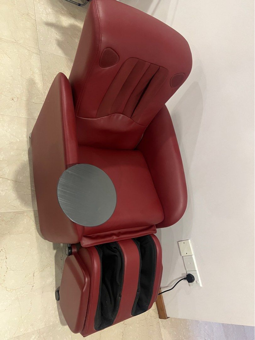 Osim Massage Chair, Health & Nutrition, Massage Devices on Carousell