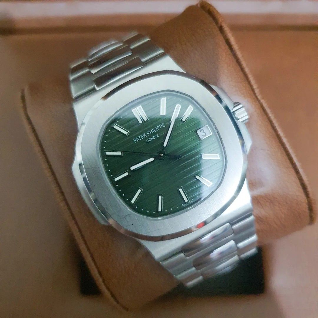 Patek 5711 green dial, Men's Fashion, Watches & Accessories, Watches on ...