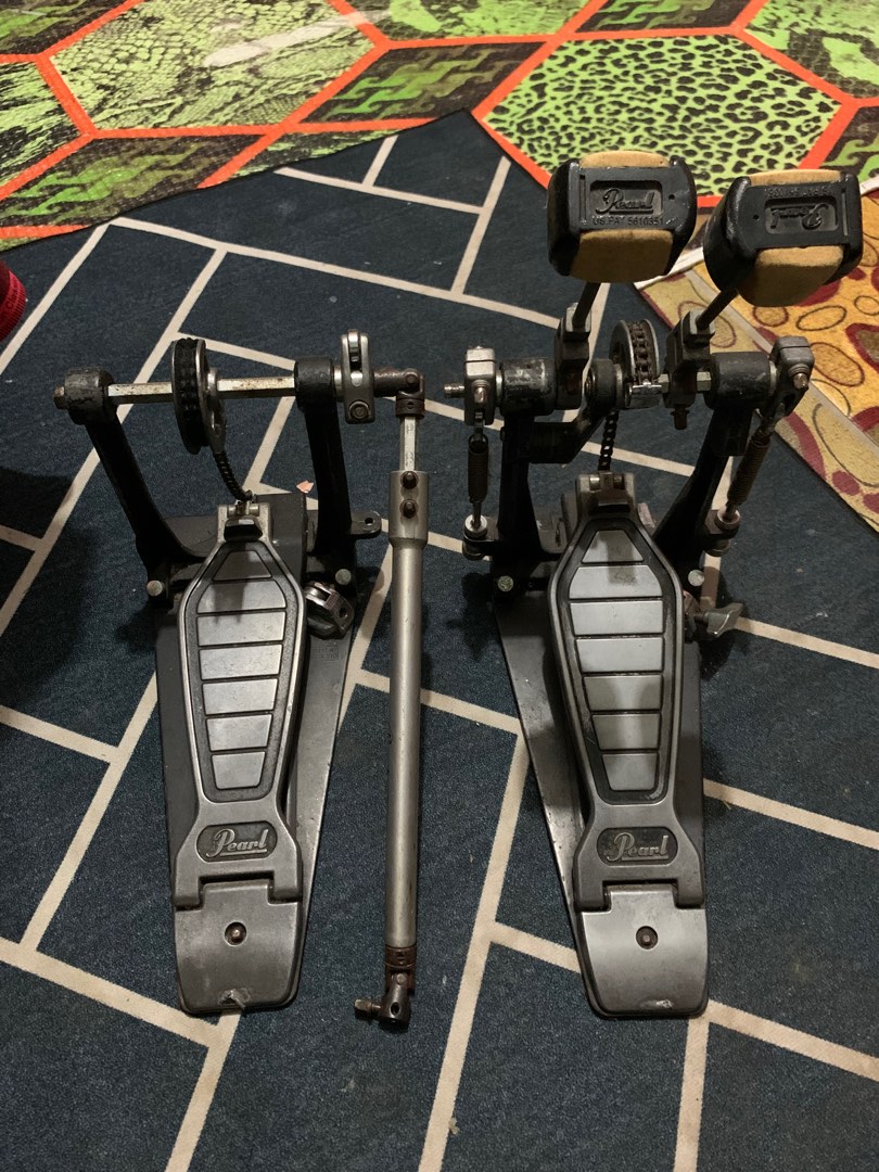 Pearl twin paddle/double paddle, Hobbies & Toys, Music & Media, Musical ...