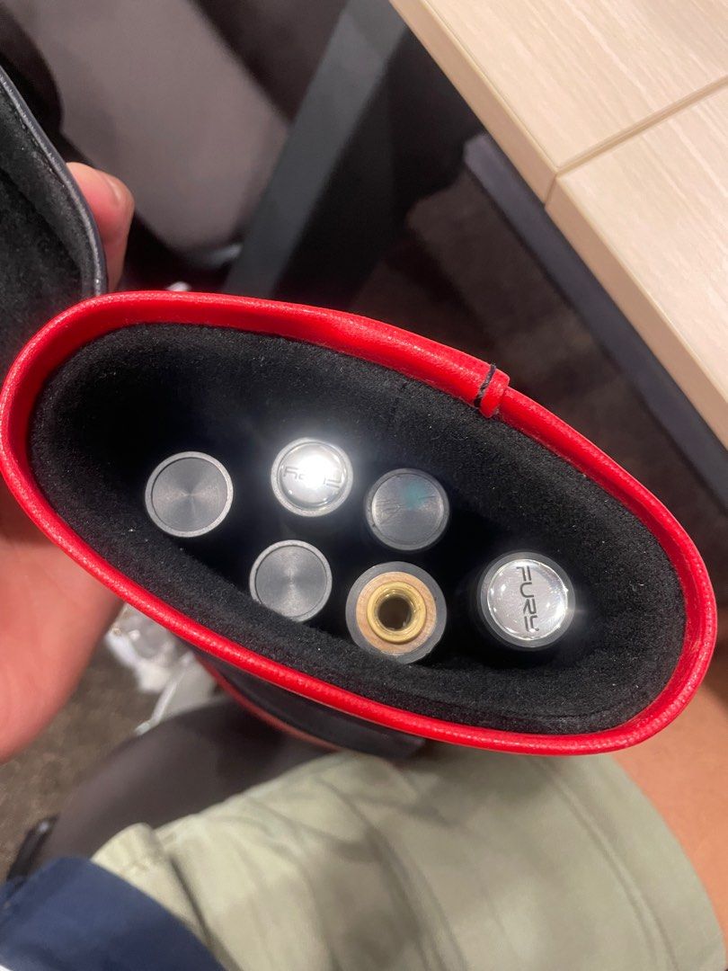 Peri Magic Arm 2x4 hard cue case black red, Sports Equipment, Sports ...