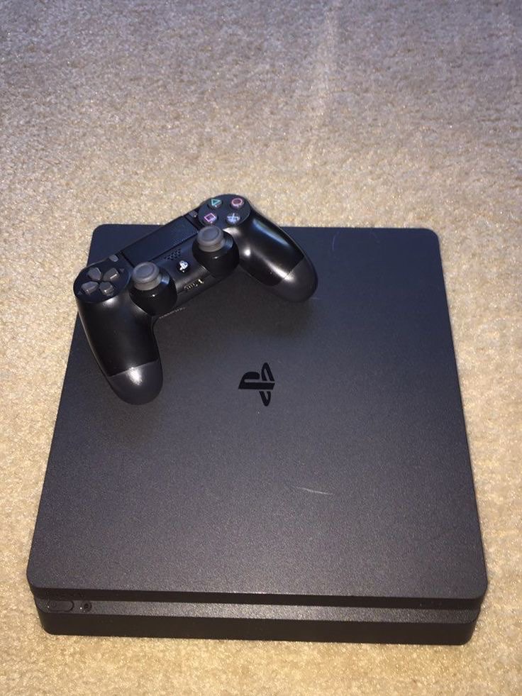 PS4 Slim 500GB with 2 controllers,COD Vanguard and Box, Video Gaming ...