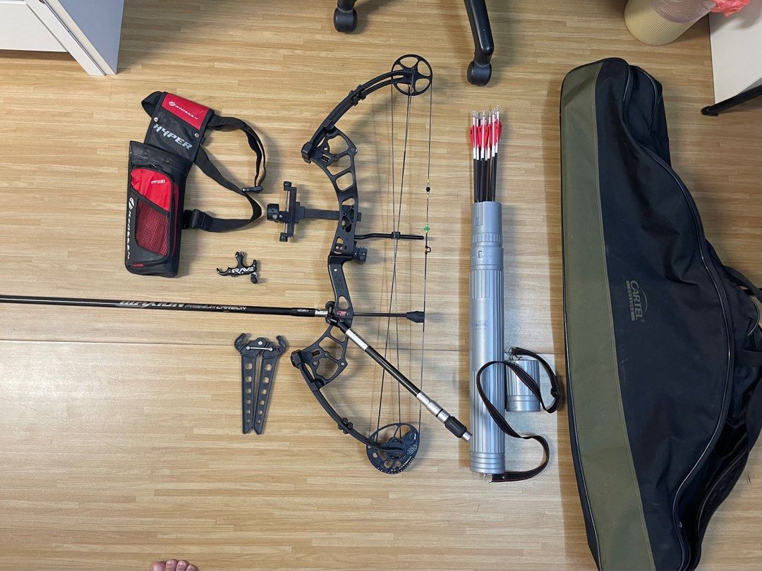 PSE Stinger Extreme Compound Bow 55 Pounds with Arrows FULL SET, Sports ...