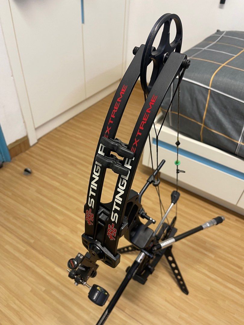 PSE Stinger Extreme Compound Bow 55 Pounds with Arrows FULL SET, Sports ...