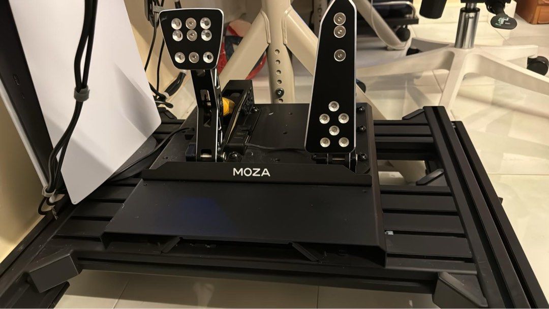 Racing Cockpit w/ R9, FSR, CRP, Video Gaming, Gaming Accessories ...