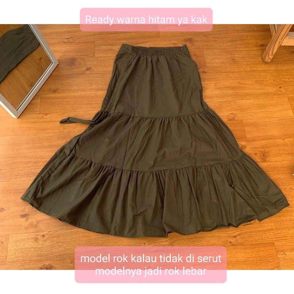 Rok bisa di serut warna hitam, Fesyen Wanita, Pakaian Wanita, Bawahan ...