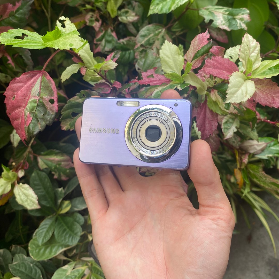 Samsung ST30 Purple Digicam, Photography, Cameras on Carousell