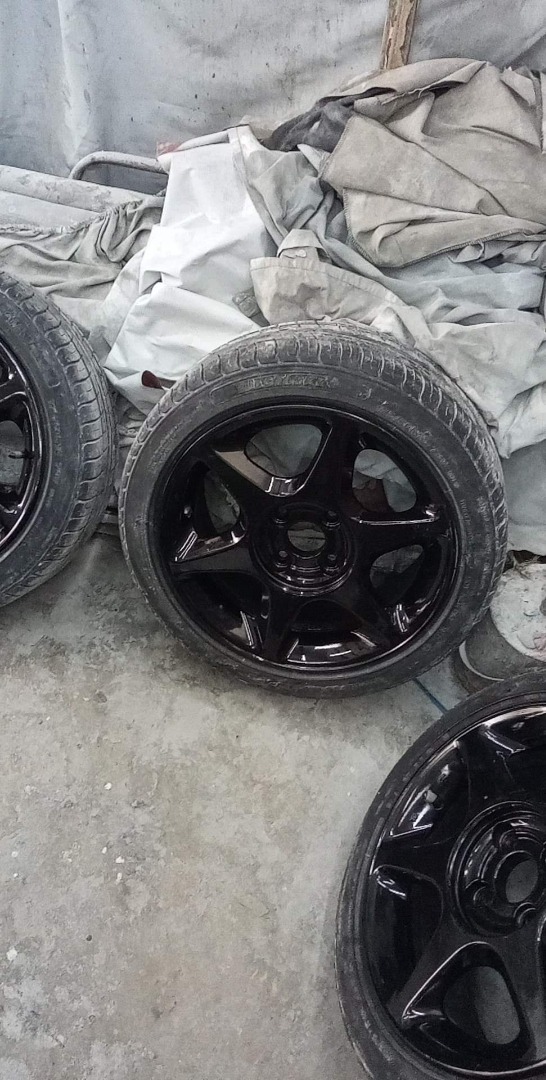 Selling mags only for 15 inch tire (tire not included), Car Parts ...