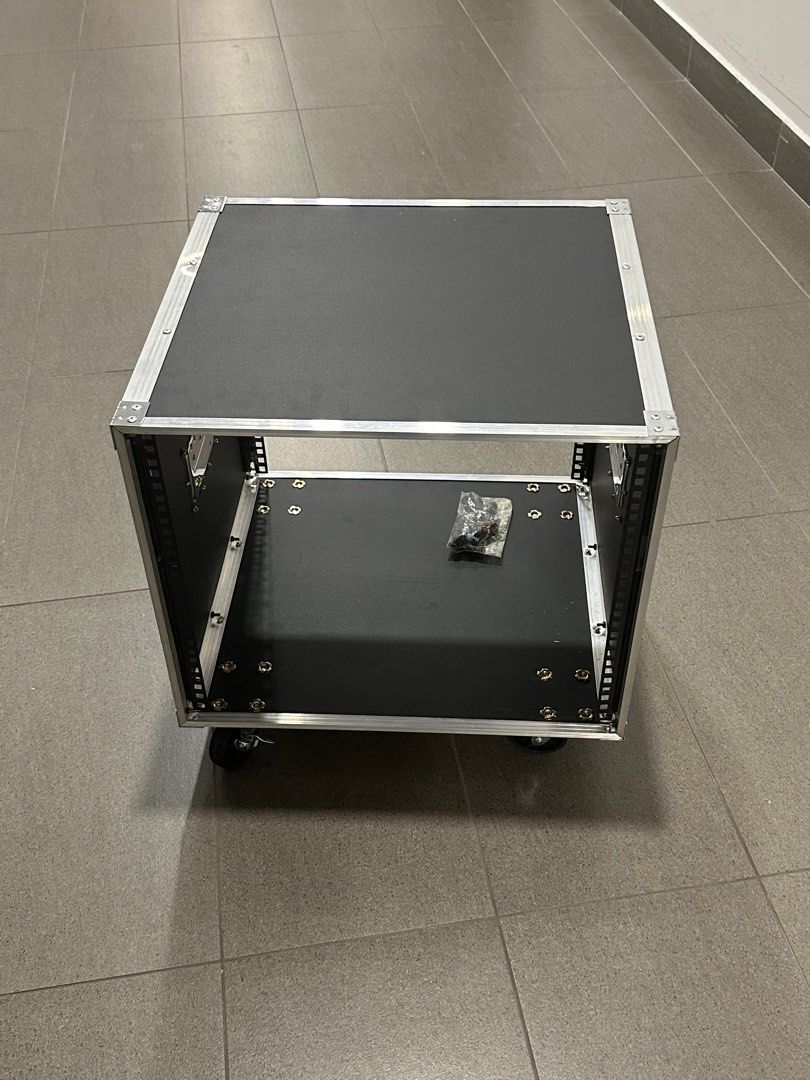 Server rack AV mixer amplifier use, Furniture & Home Living, Furniture ...