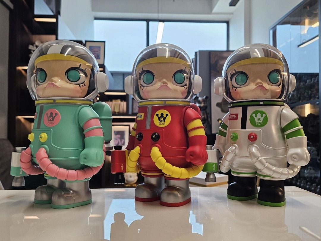 Set of 3 Space Molly Popmart 400%, Hobbies & Toys, Toys & Games on ...