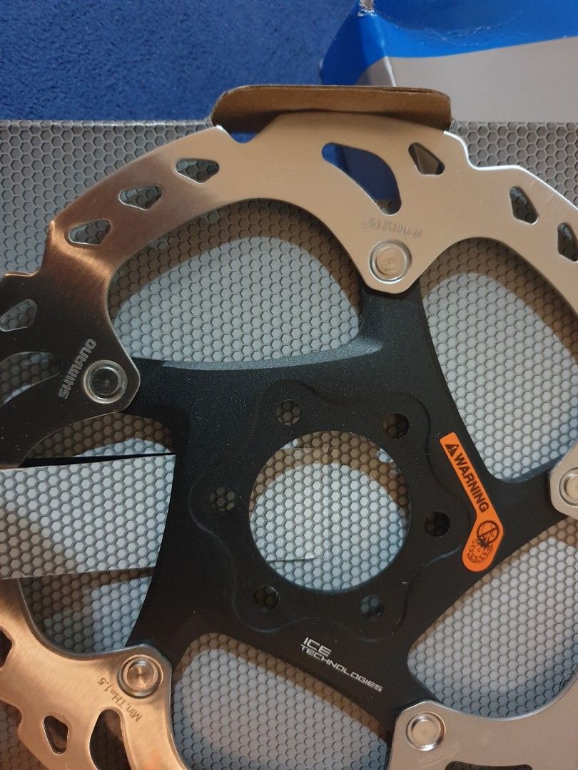 SHIMANO SM-RT86 disc brake rotor, Sports Equipment, Bicycles & Parts ...