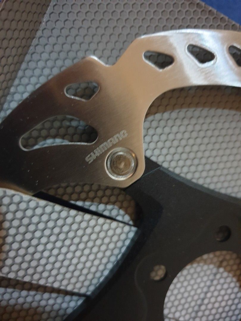 SHIMANO SM-RT86 disc brake rotor, Sports Equipment, Bicycles & Parts ...