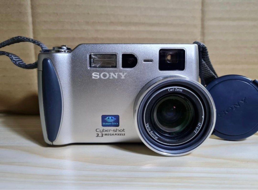 [RARE] sony digicam cybershot DSC-S70 [full box], Photography, Cameras ...
