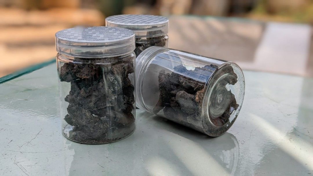 Tahi besi, Health & Nutrition, Medical Supplies & Tools on Carousell