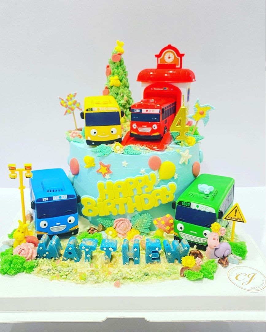 Tayo Little Bus cake, Food & Drinks, Homemade Bakes on Carousell