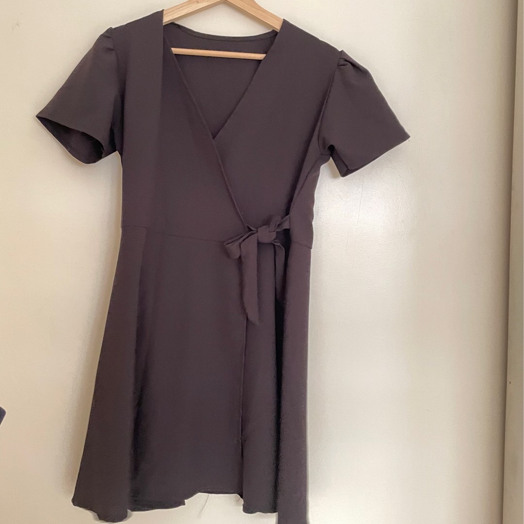 Taytay wrap dress, Women's Fashion, Dresses & Sets, Dresses on Carousell