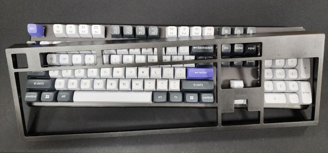 Tecware Phantom+ 104-Key Keyoard & Keychron Double Shot KSA PBT Keycap ...
