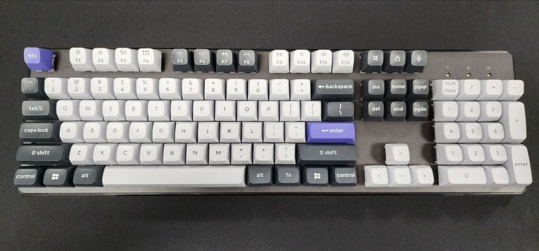 Tecware Phantom+ 104-Key Keyoard & Keychron Double Shot KSA PBT Keycap ...