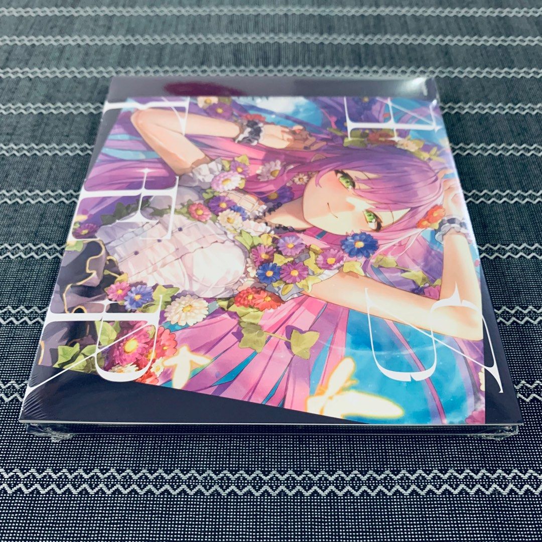 Tokoyami Towa - Aster [Japan Edition] CD, Hobbies & Toys, Music & Media ...