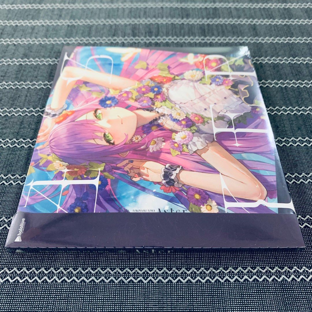 Tokoyami Towa - Aster [Japan Edition] CD, Hobbies & Toys, Music & Media ...